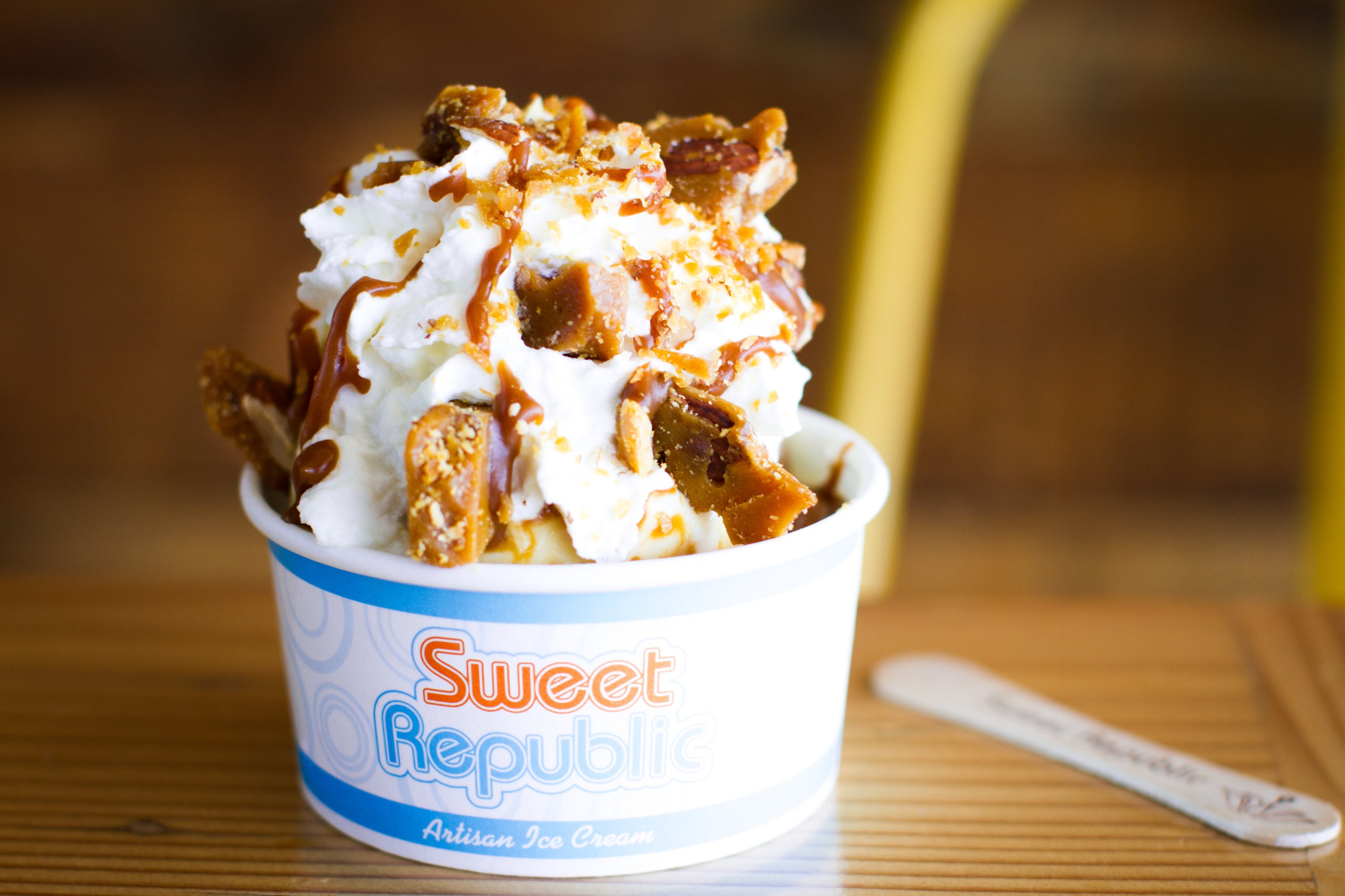 Caramel Almond Crunch Sundae | Sweet Republic